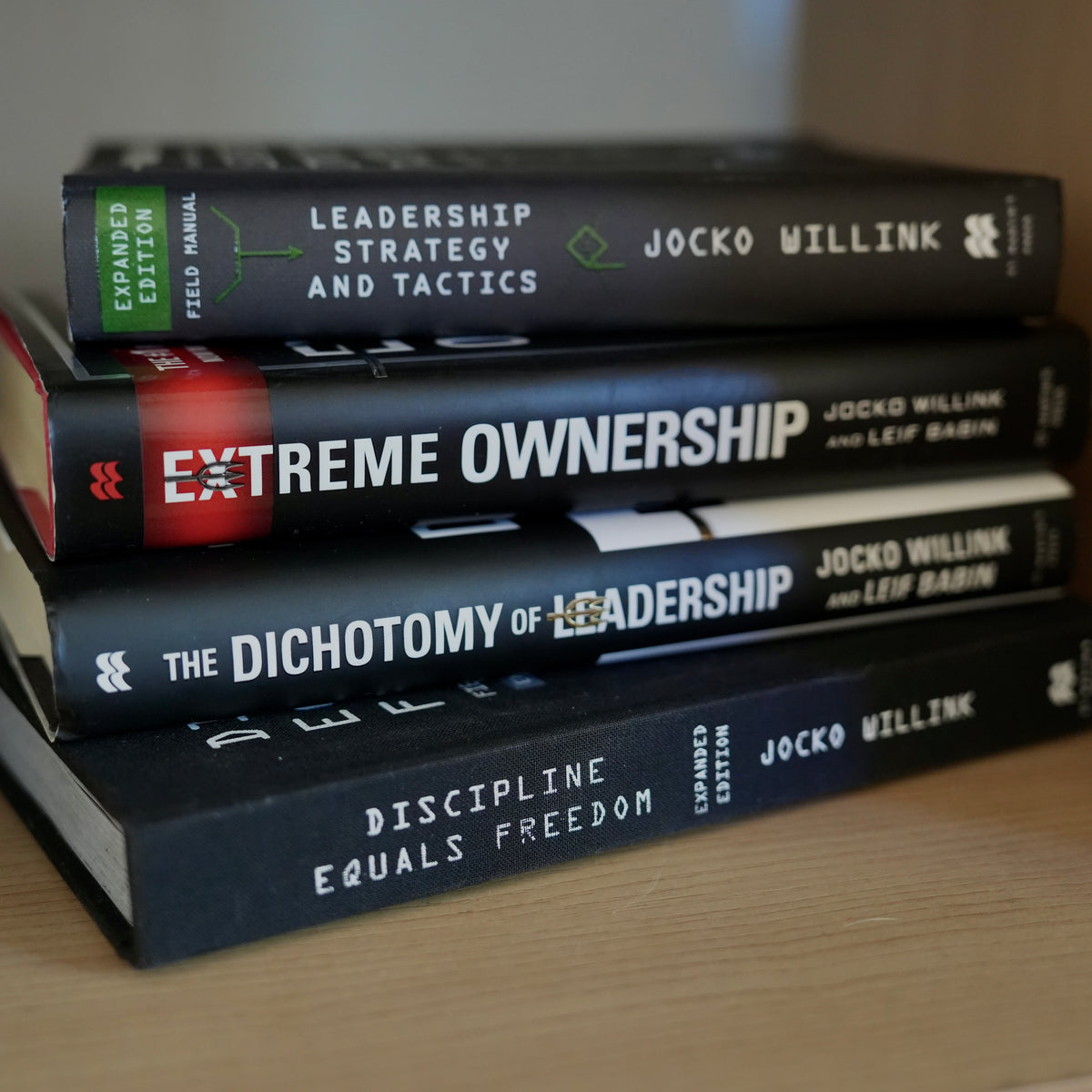 LEAD.WIN. Book Bundle – Echelon Front